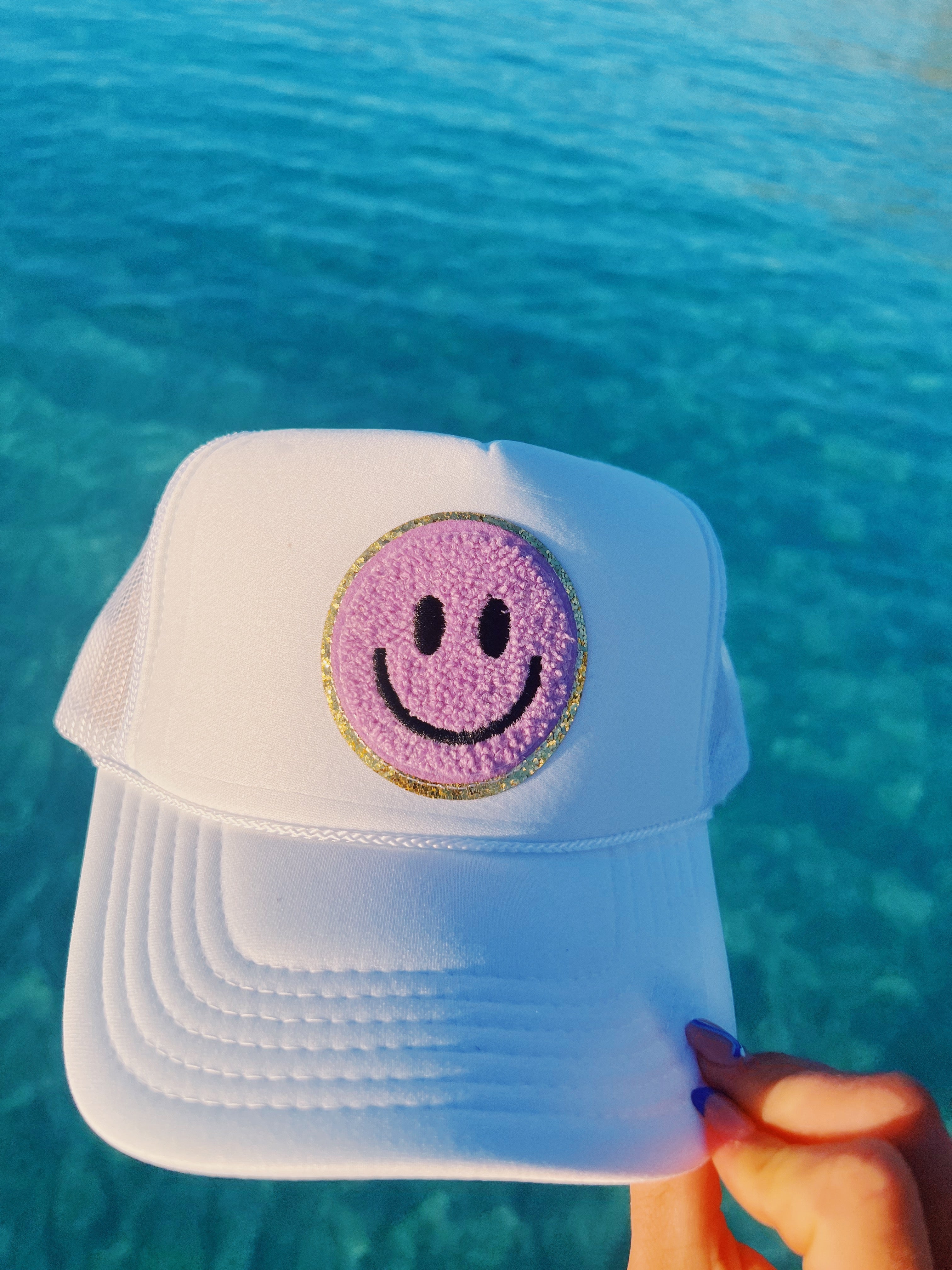 SMILEY FACES – capsbychloe